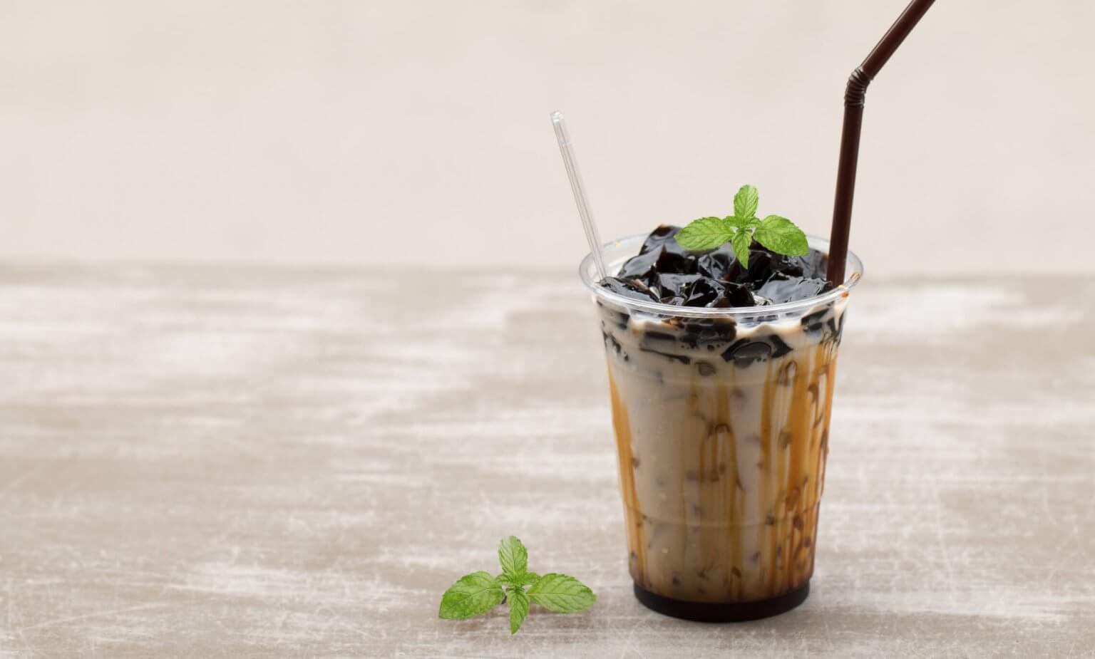 Resep Es Oyen Khas Bandung, Cobain Yuk!