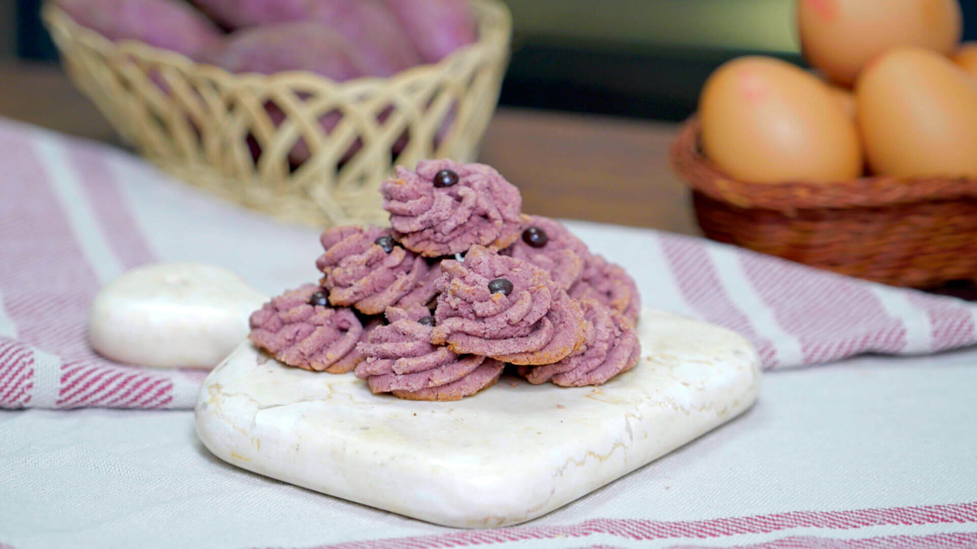 Resep Sagu Keju Renyah Rasa Taro, Cocok Buat Ide Jualan!